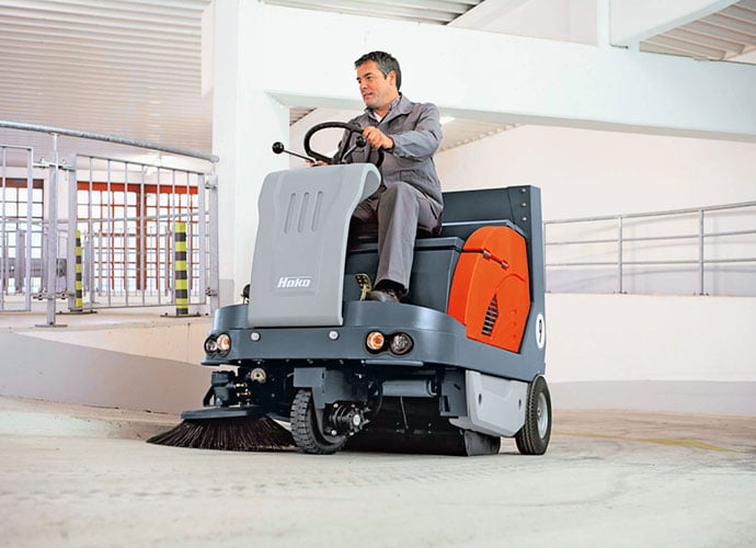 Hako Sweepmaster P 1200 RH Specyfikacja & Dane Techniczne (2014-2025)